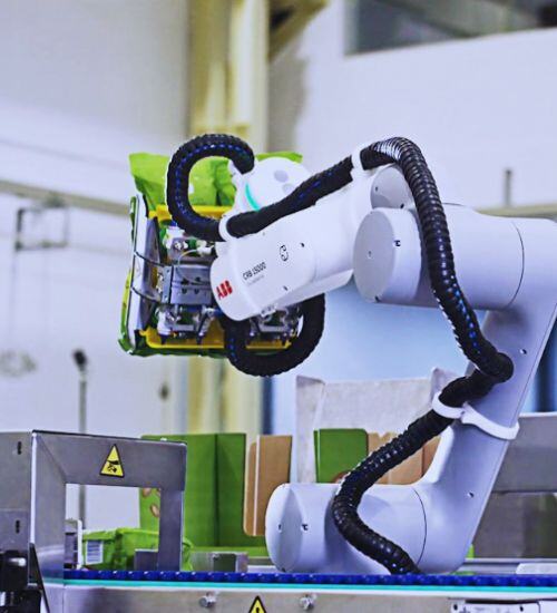 Pick and Place Robot – Picking and Placing